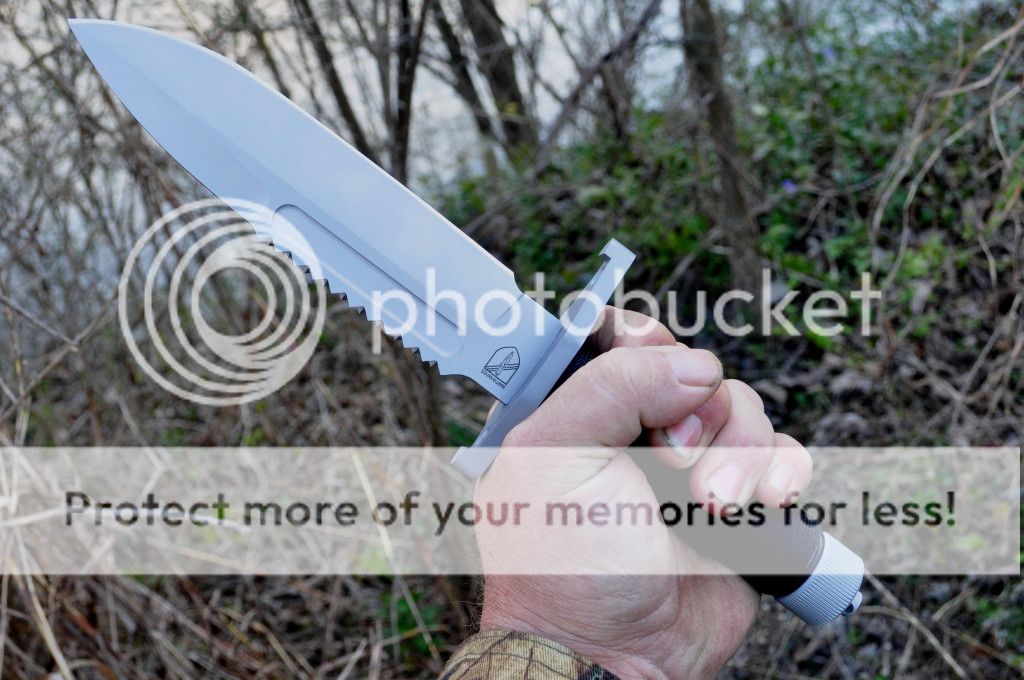 Boker Apparo: Newton Martin Designed Hollow Handle Survival Knife ...